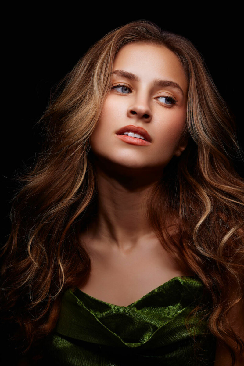 Behind the Beauty Dish: Decoding the Secrets of Striking Portraits ...