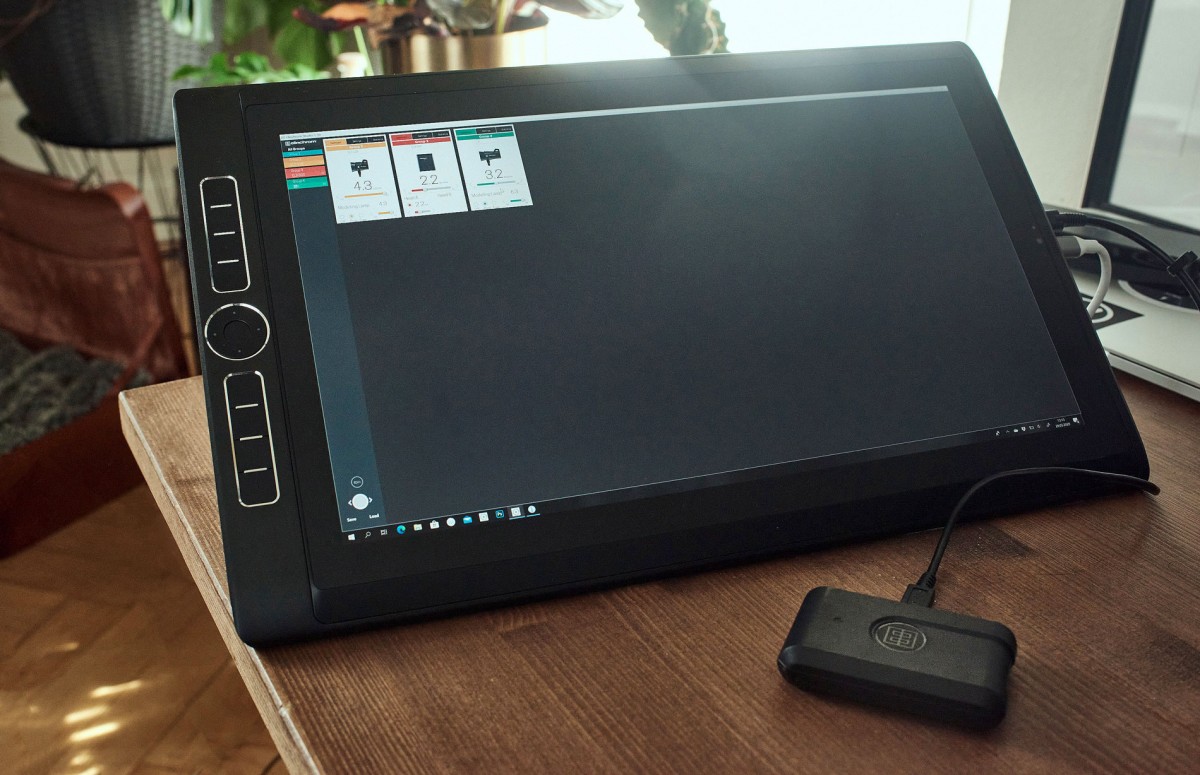 Elinchrom Studio – PR | Elinchrom